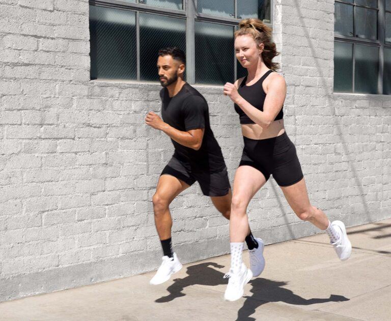 HIIT Treadmill & Strength Training Workout Classes | Barry's